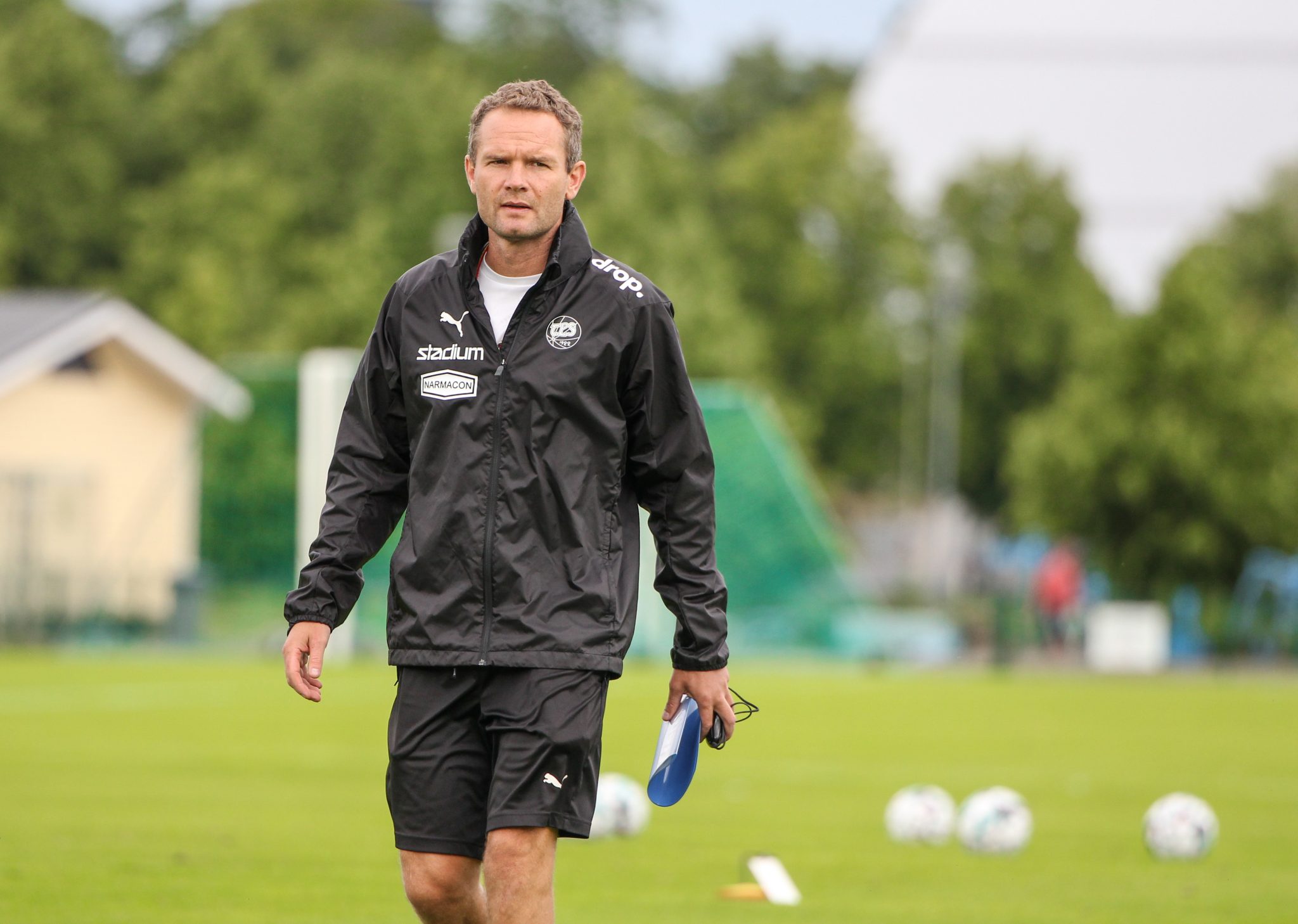 "Aika hel*etin epäselvää tämä on ollut" - Epävarmuus Veikkausliigan ...