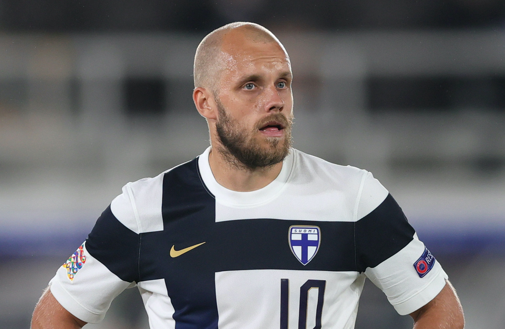 Huuhkajat maalittomassa tasatilanteessa puoliajalle - Teemu Pukki ei ...